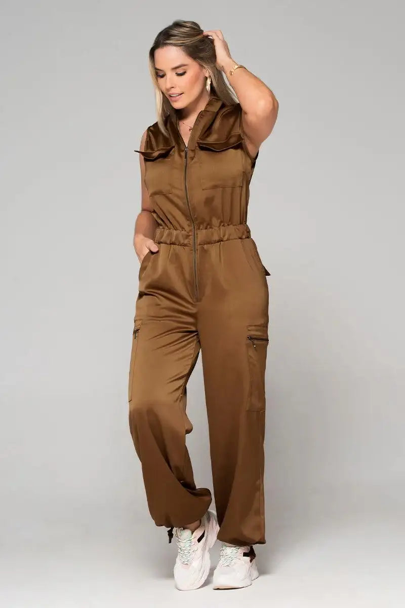 Enterizo Largo Tipo Cargo Satinado Parachute Cierre Frontal Cintura Re